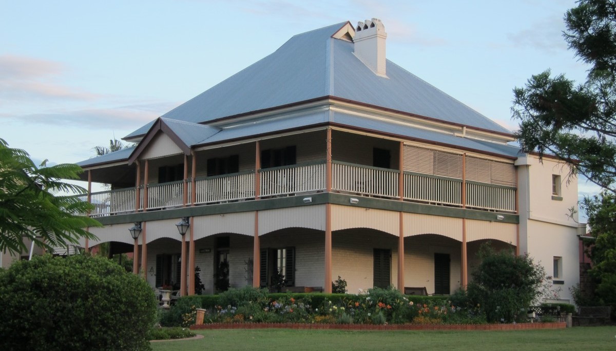 Investing in Short Term Rental Properties: The Complete Guide